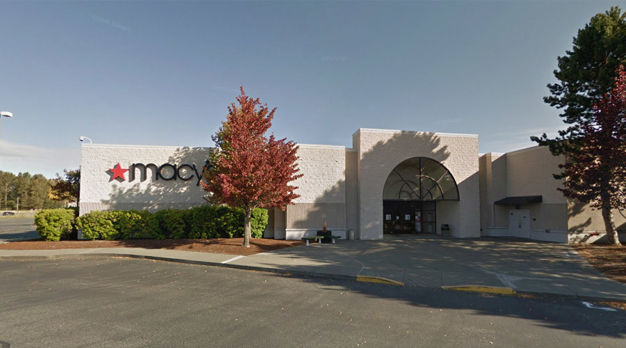4 dead at Cascade mall shooting in Burlington, Washington — RT America