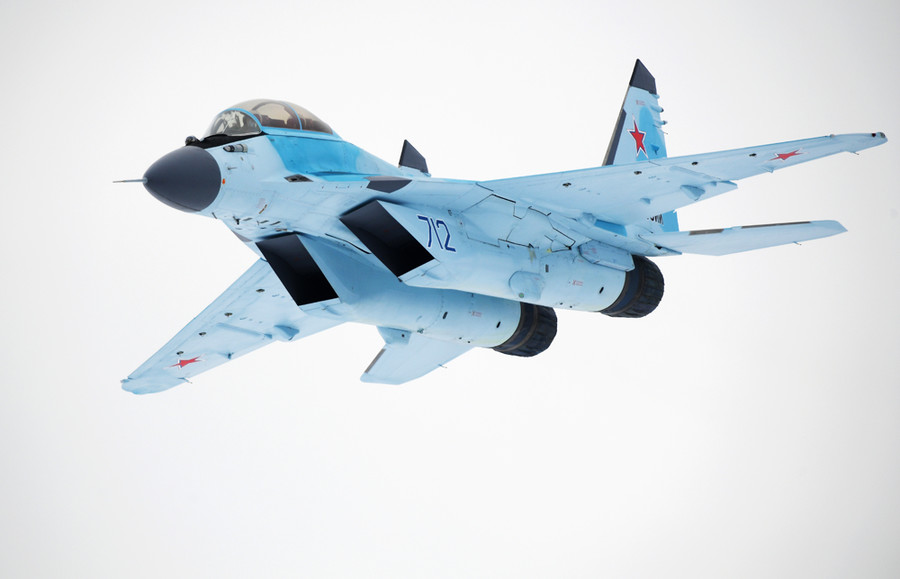 Russia’s latest MiG-35 fighter jet takes to the sky (See PHOTOS ...