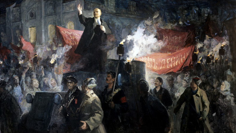 #1917LIVE: Lenin arrives in Petrograd to join the Russian Revolution — RT News