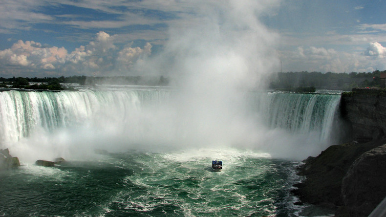 Man who once survived Niagara Falls plunge dies after 2nd attempt — RT ...