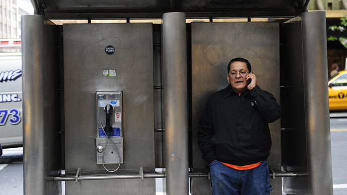 FBI being sued over powerful Stingray cellphone tracking system — RT ...