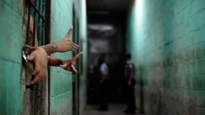 Riot erupts in Nashville juvenile jail after prison break (VIDEO ...