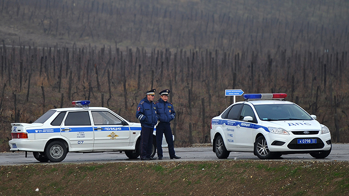 Russian Avenger: Woman chases 3 robbers solo, hands 2 over to police ...
