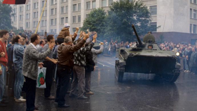 Through blood to democracy: Failed Soviet coup that fostered Russia ...