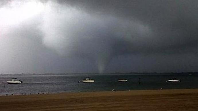 Rare tornado hits New York City (PHOTOS) — RT America